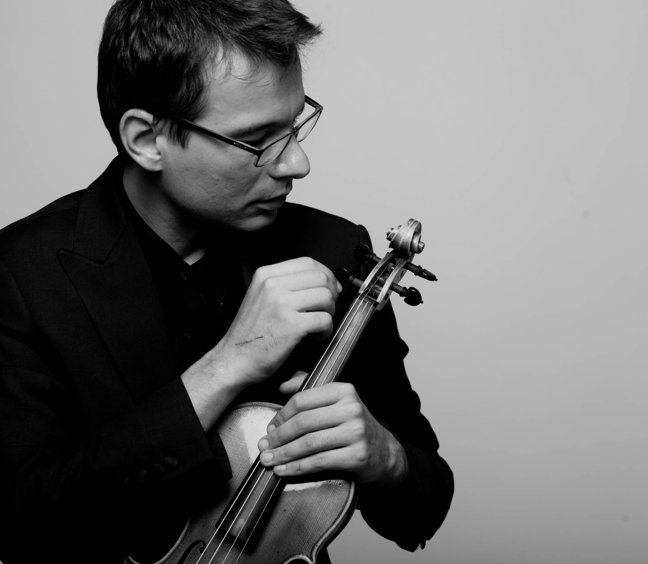 Romeo şi Julieta, violonistul Alexandru Tomescu şi dirijorul Tiberiu ...